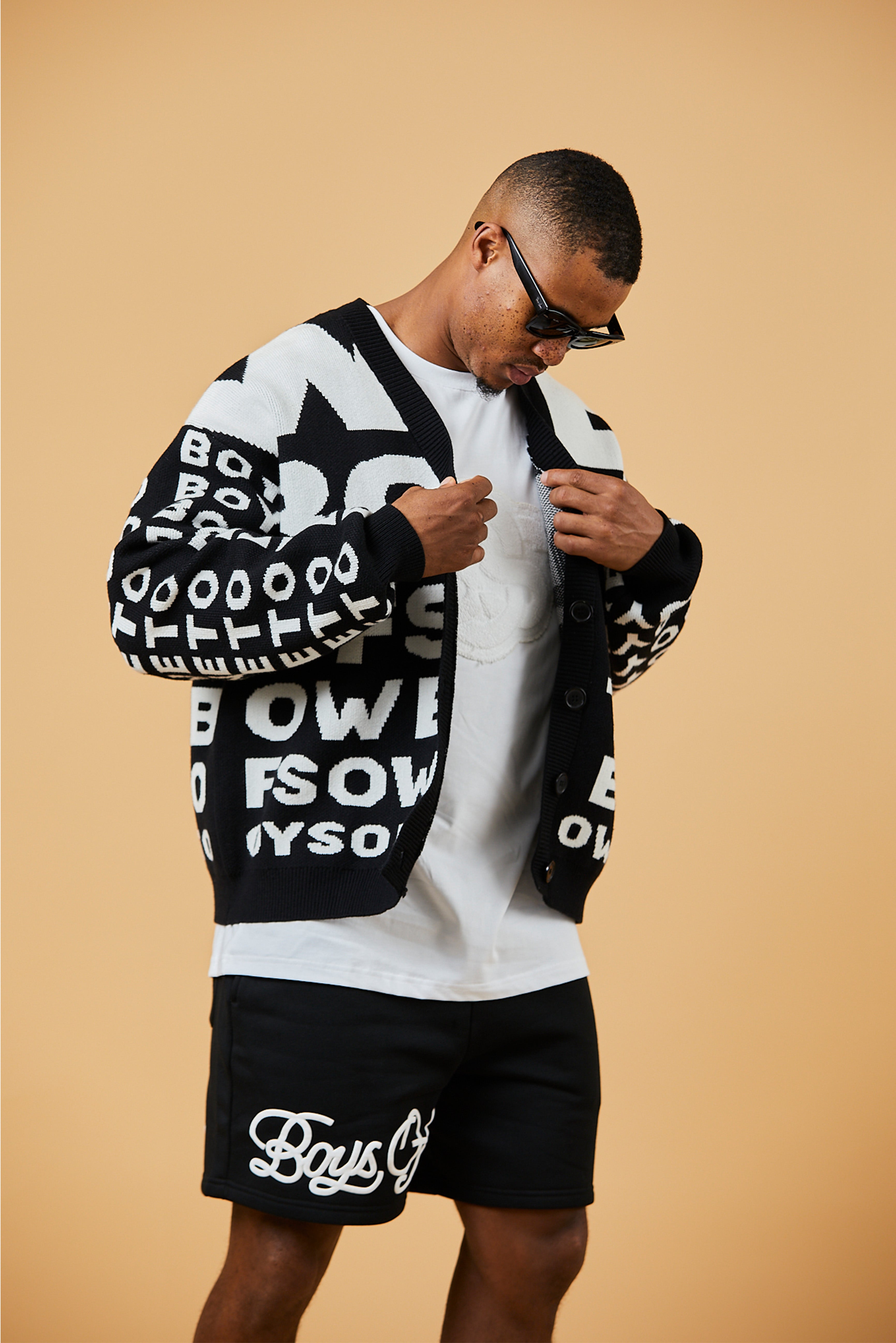 Chunky Eyetest Cardigan - Black – Boys of Soweto